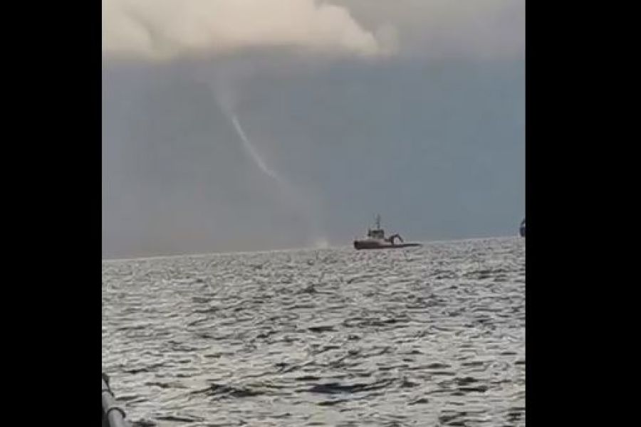Υδροστρόβιλος στη Λεμεσό (vid), 24Sports & News
